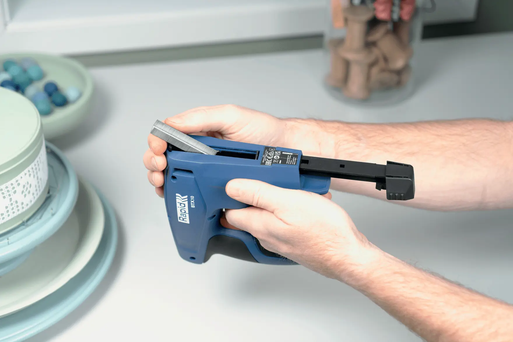 Rapid BTX10 Battery-powered Staple gun | RAPID-REDESIGN