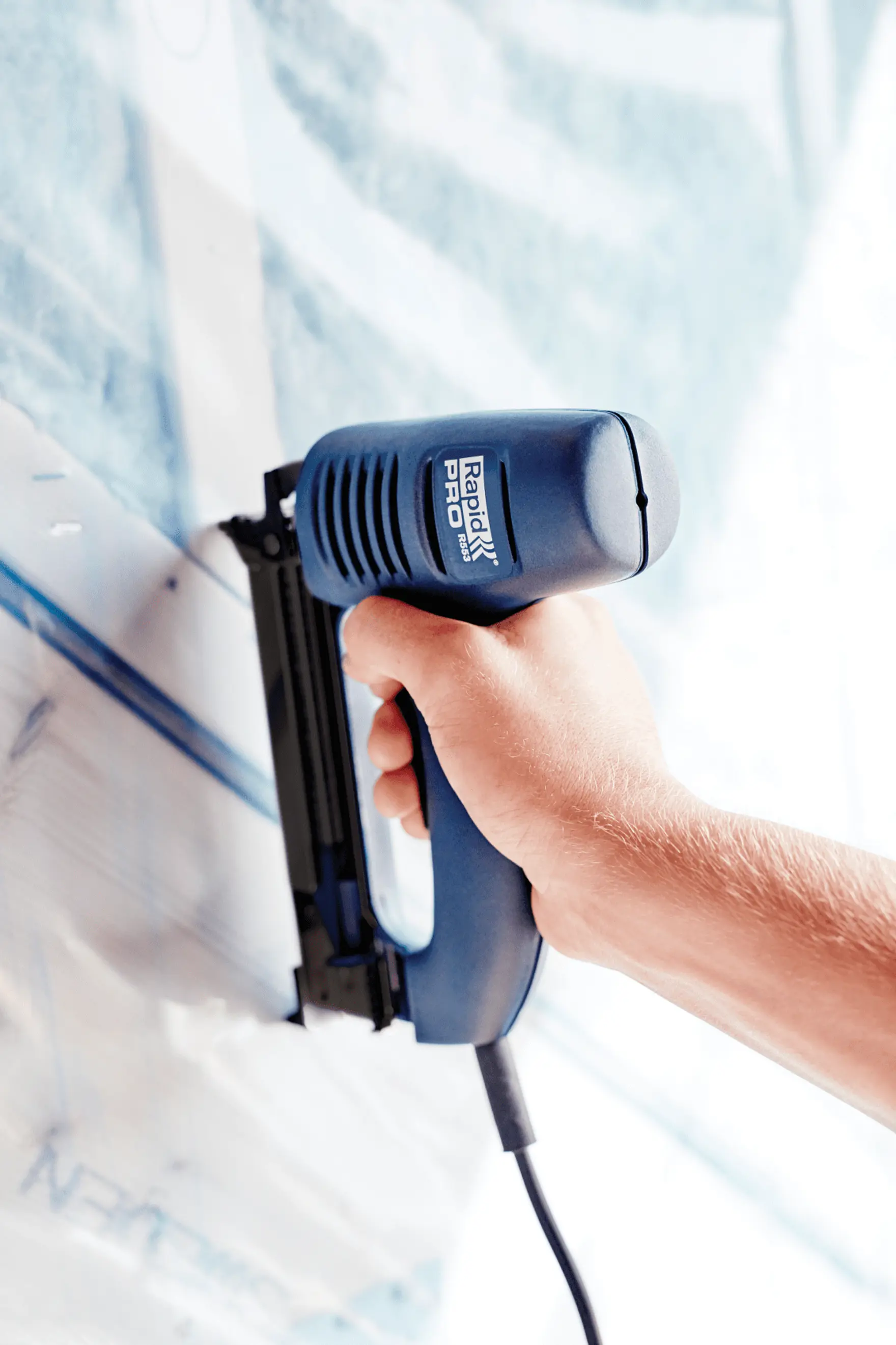 Rapid PRO R553 Elektrische Tacker | RAPID-REDESIGN